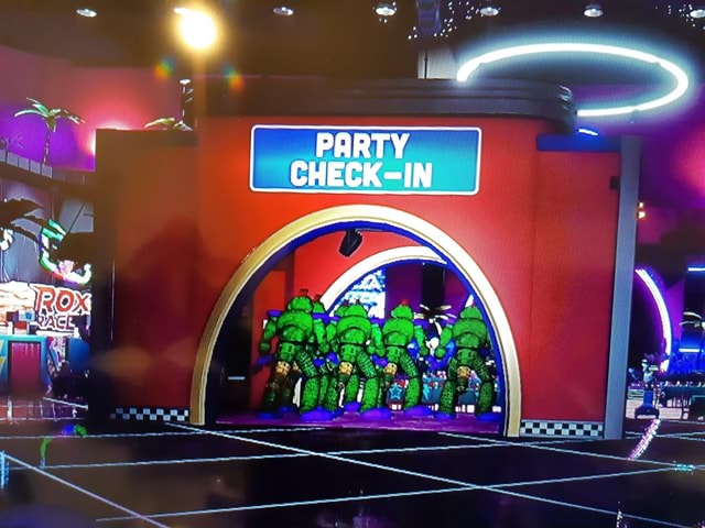 PARTY CHECK-IN - iFunny