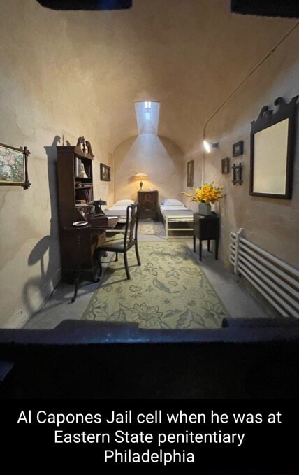 Al Capones Jail cell when he was at Eastern State penitentiary ...