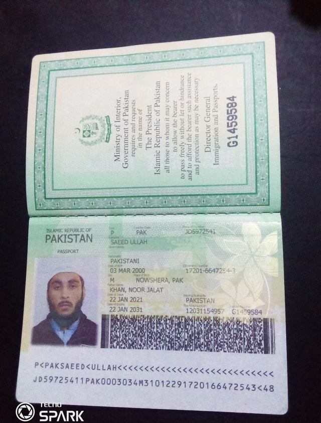 ISLAMIC REPUBLIC OF PAKISTAN PASSPORT PAKISTANI 03 MAR 2000 M NOW KHAN ...