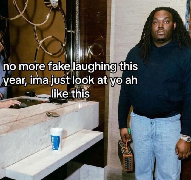 No more fake laughing this year, ima just look at yo ah like this - iFunny