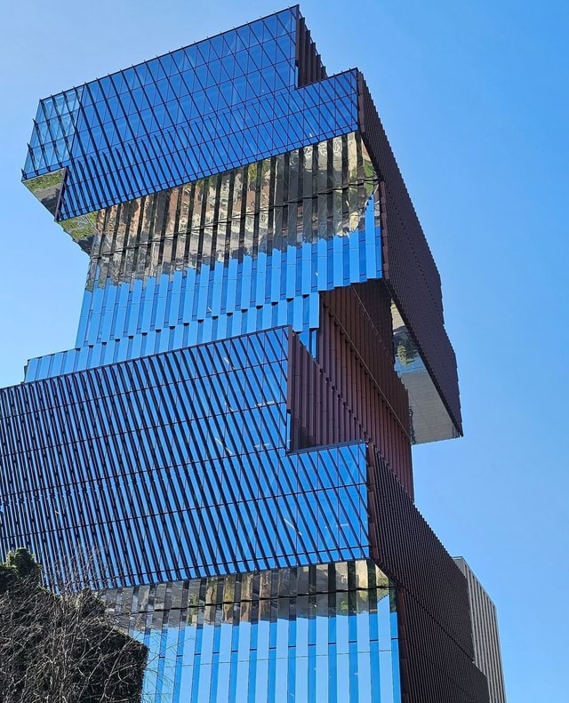 I still do a double take that this is a building on Comm Ave ...