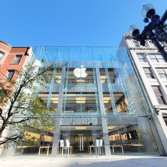 Apple Store Boylston Street opened 15 years ago today as the largest ...