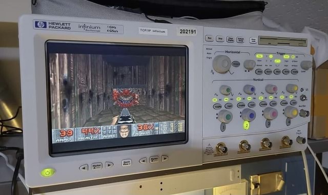 DOOM on an oscilloscope?! - iFunny