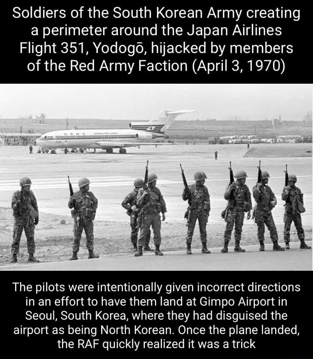 Soldiers of the South Korean Army creating a perimeter around the Japan ...