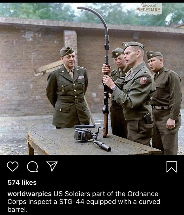 Worldwarpics US Soldiers part of the Ordnance Corps inspect a STG-44 ...