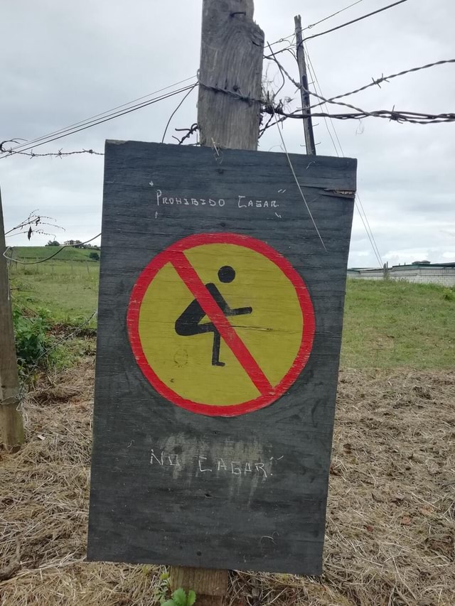 Do not poop sign for humans - iFunny