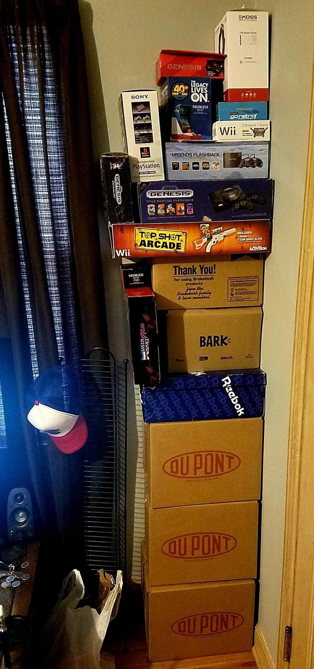 Getting ready to move so I started packing my games up. The bottom ...