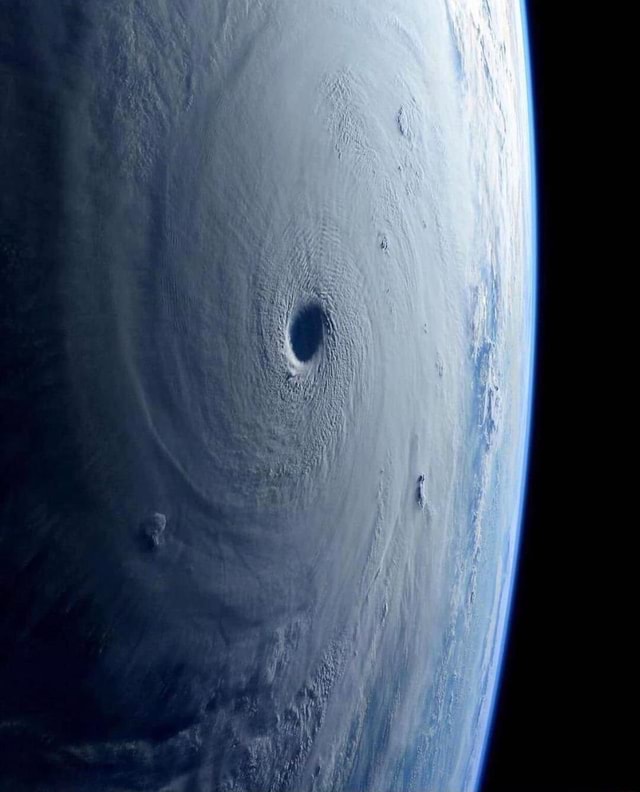 Typhoon from space, these real images show what a typhoon looks from ...