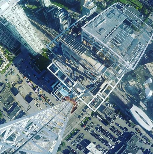 200 meters high, over 650 ft #latticeclimbing #job #working #scary # ...