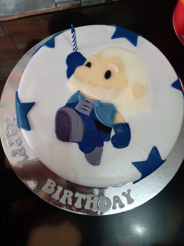 Zeus Cake for Boyfriend - iFunny