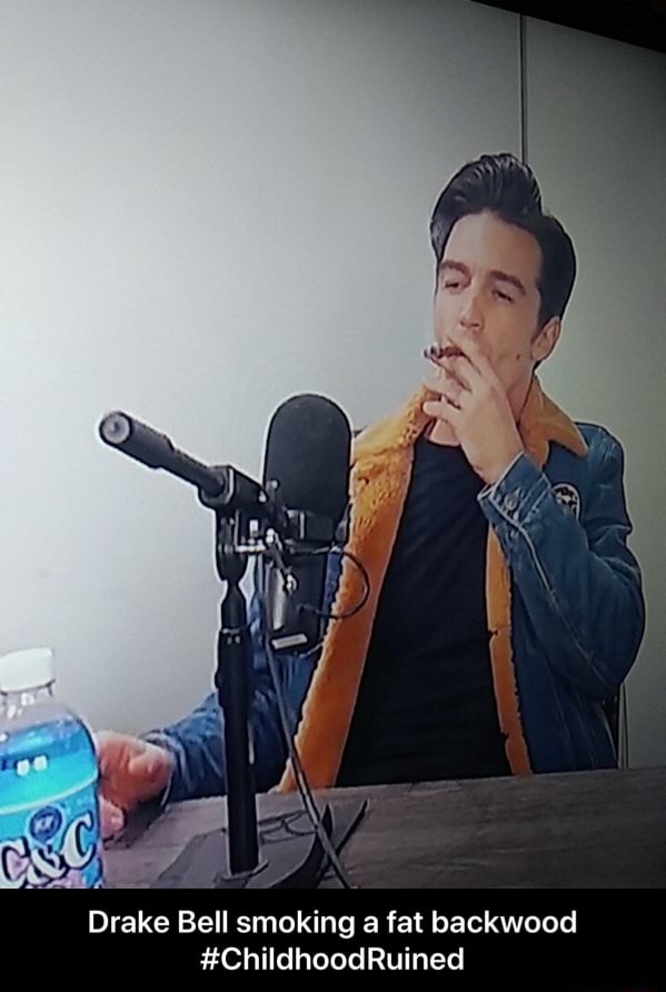 Drake Bell smoking a fat backwood #ChildhoodRuined - Drake Bell smoking ...