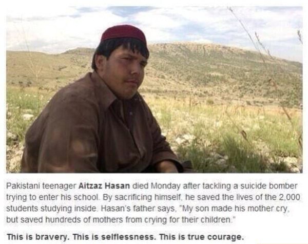 Pakistani teenager Aitzaz Hasan di day after tackling a suicide bomber ...