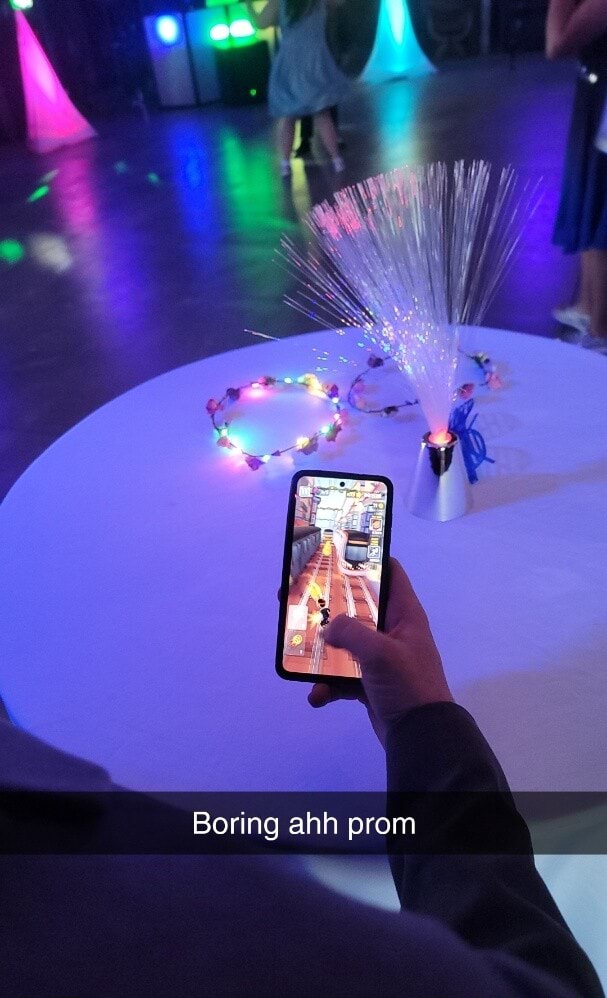 Boring ahh prom - iFunny