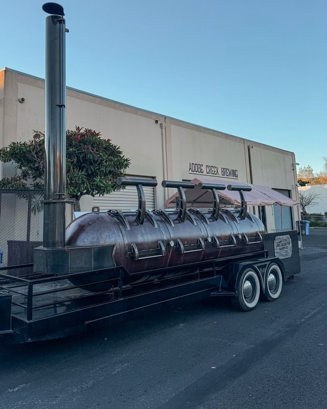 Our @tmg_pits 1000 gallon hanging out at @adobecreekbrewing before our ...