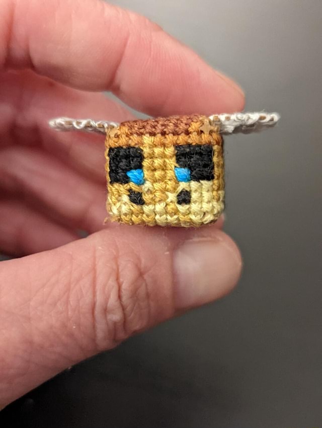 Minecraft Bee 3D Cross Stitch - iFunny