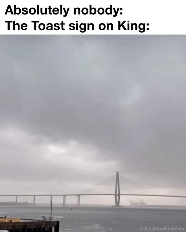 Amazingly cool lightning, amazingly obnoxious sign (⚡️🎥 @colbybillhardt ...