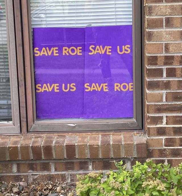 Start wearing purple - SAVE ROE SAVE US SAVE US SAVE ROE - iFunny