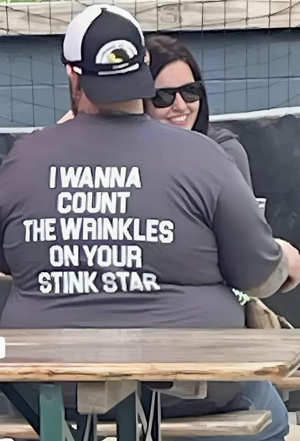 COUNT THE WRINKLES ON YOUR ~ STINK STAR - America’s best pics and videos