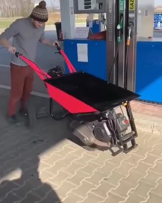 Wheelbarrow memes. Best Collection of funny wheelbarrow pictures on iFunny