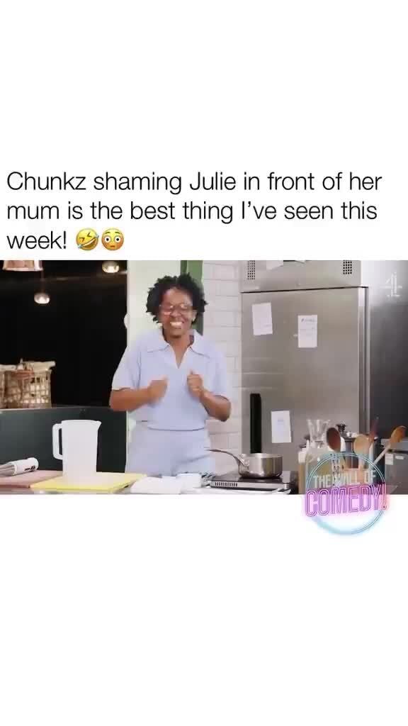 Chunkz shaming Julie in front of her mum is the best thing I've seen ...