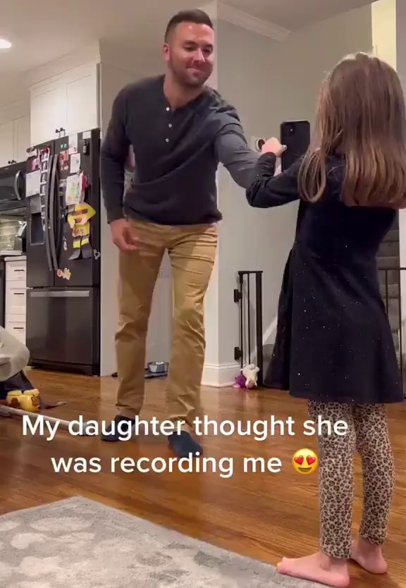 My daughter thought sie was recording me ~ - iFunny