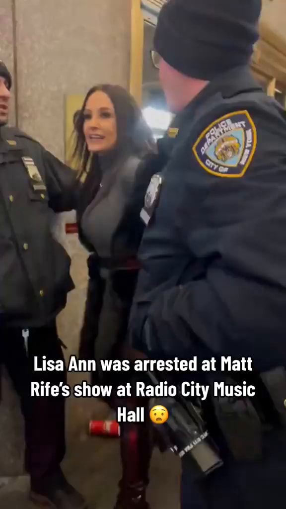 Lisa Ann was arrested at Matt Rife's show at Radio City Music Hall - iFunny