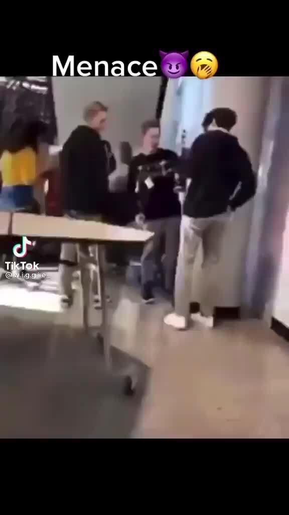 Menace Tik Tok - iFunny