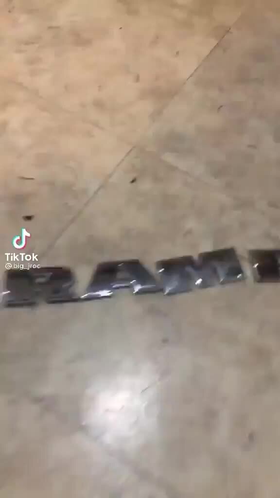 Video memes iiSHIWlG9 by meme_yoinker_14 - iFunny