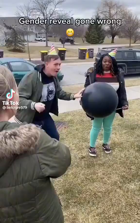 Gender reveal gone wrong TikTok wares ly - iFunny