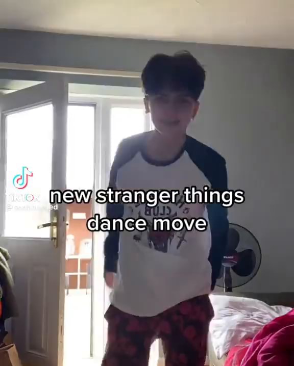 New stranger things dance move - iFunny