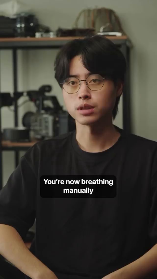 You're now breathing manually - iFunny