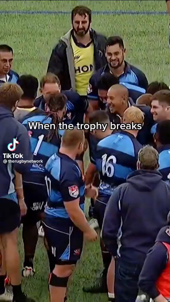When the trophy breaks - iFunny