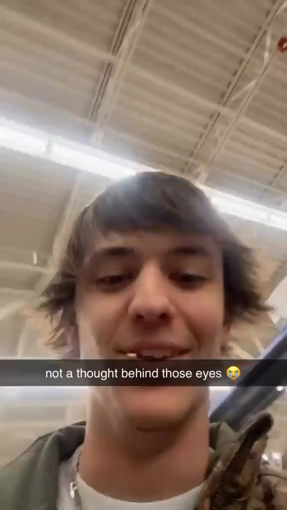 Nol a thought behind those eyes @ - iFunny