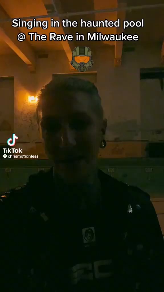 Singing in the haunted pool @ The Rave in Milwaukee TikTok ...