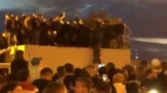 The straw what done broke the camel's back... - iFunny