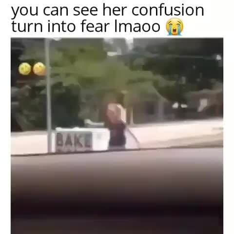 You can see her confusion turn into fear Imaoo 4.) - iFunny