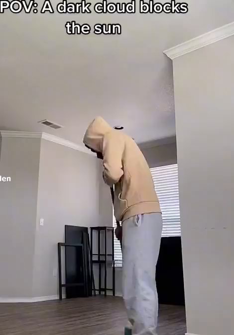 POV: A dark cloud blocks the sun en - iFunny