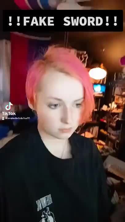 !'FAKE SWORD!! - iFunny