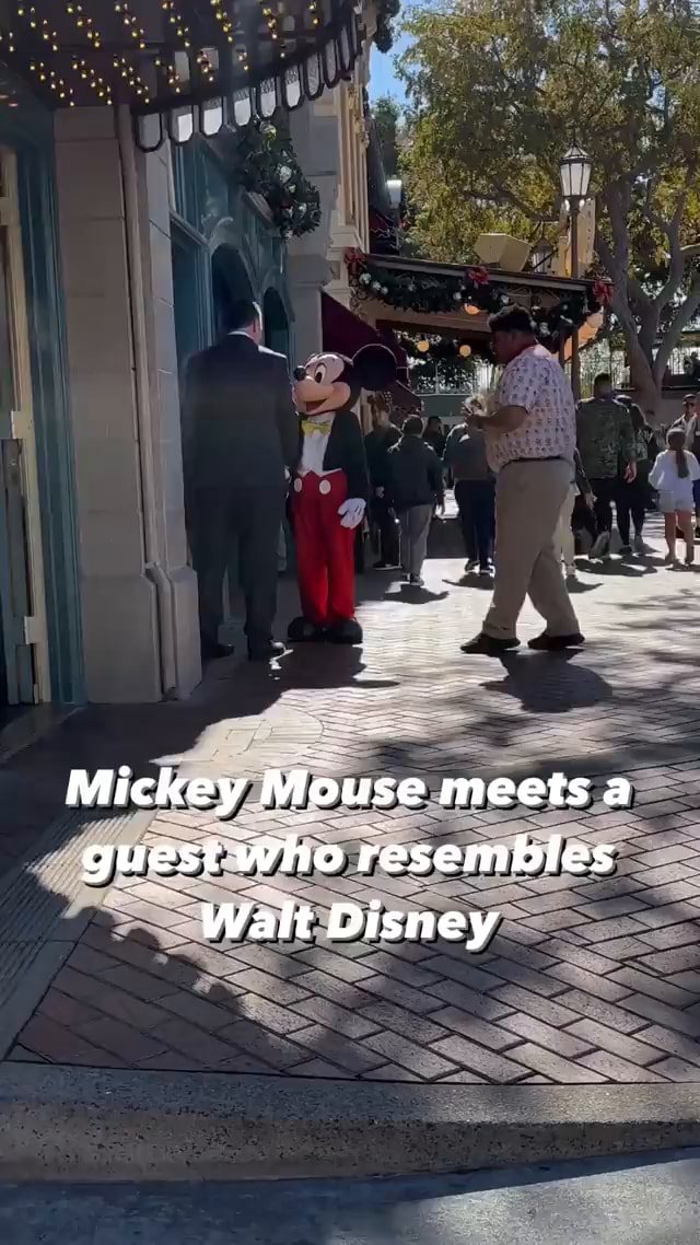 Mickey Mouse meets a guest who resembles Walt Disney - iFunny