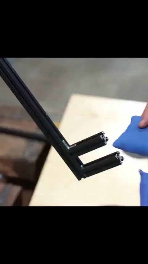 This robot arm can throw the perfect cornhole game with machine vision ...