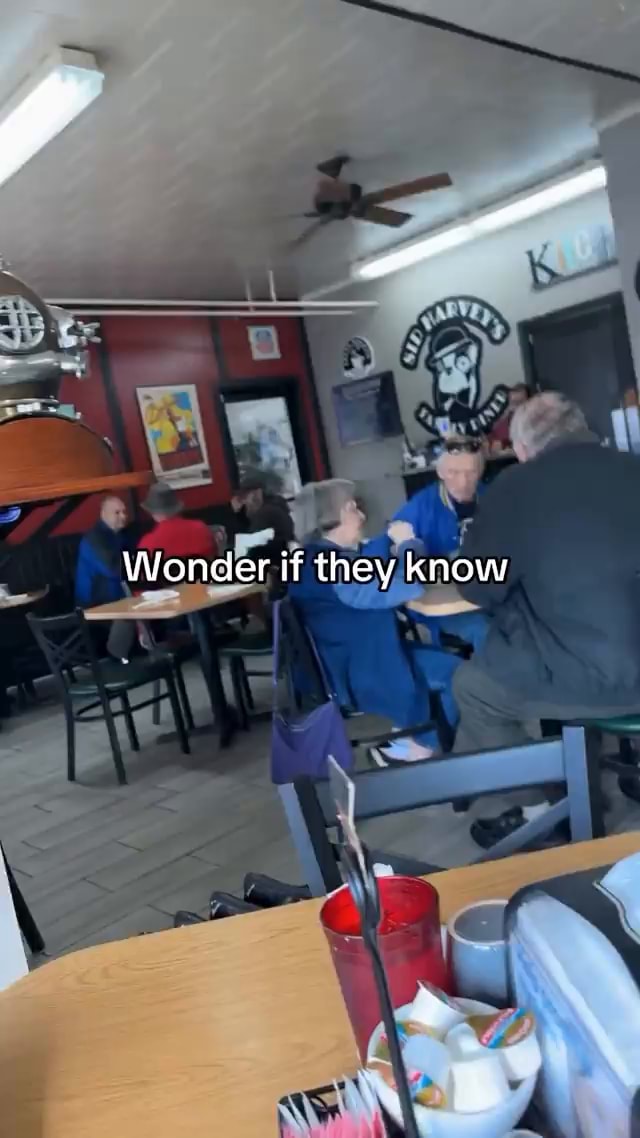 Wonder if they know - iFunny