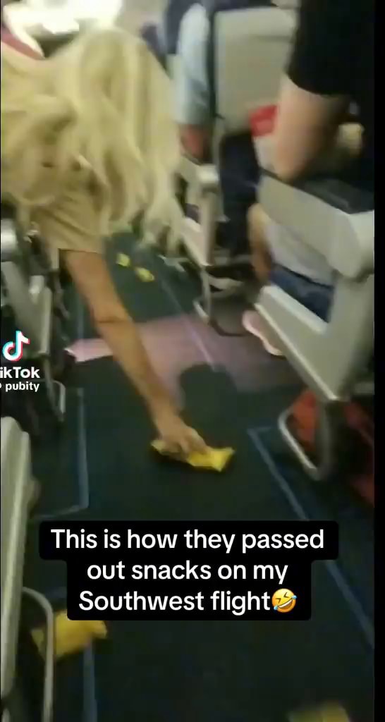 Pubity This is how they passed out snacks on my Southwest flight - iFunny