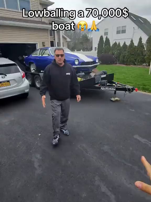 Lowballing 70 ,000$ boat - iFunny