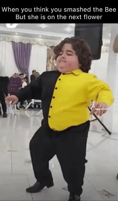 When you think you smashed the Bee But she is on the next flower - iFunny