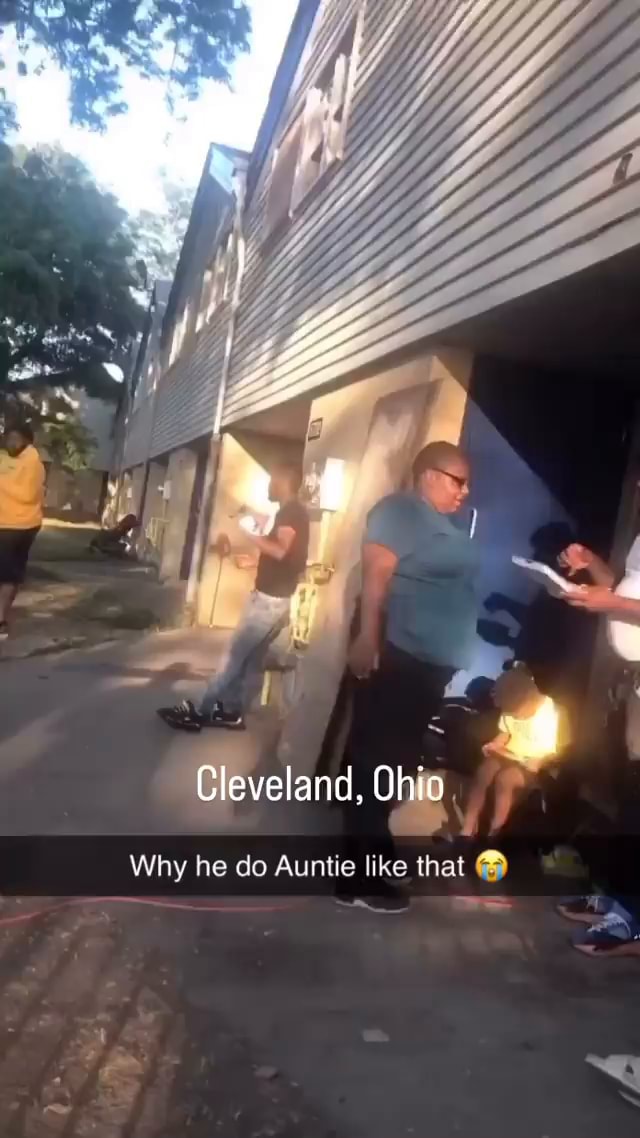 A classic Cleveland Thanksgiving viral video 😂😂😂 - Cleveland, Ohio. Why ...
