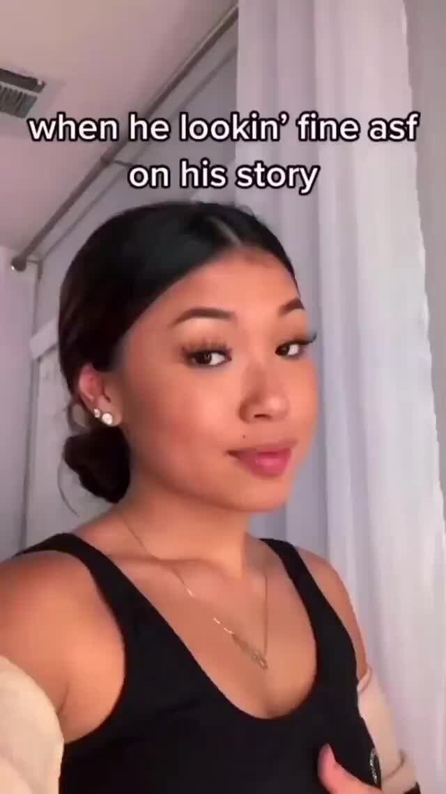 When he lookin' fine asf on his story CD - iFunny