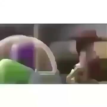 Buzz look an alien - iFunny