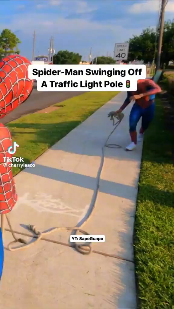 Spider-Man Swinging Off A Traffic Light Pole fik Tok her ylaseo YT ...