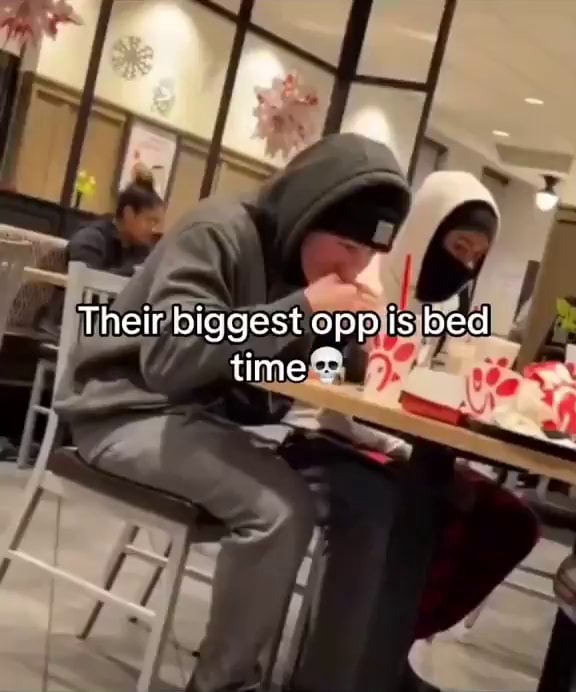 Their biggest opp is bed time - iFunny