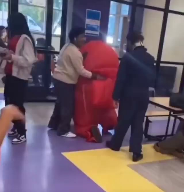 Memes de vídeo HCGpYHa0A por BiLl_Gax: 2 comentários - )